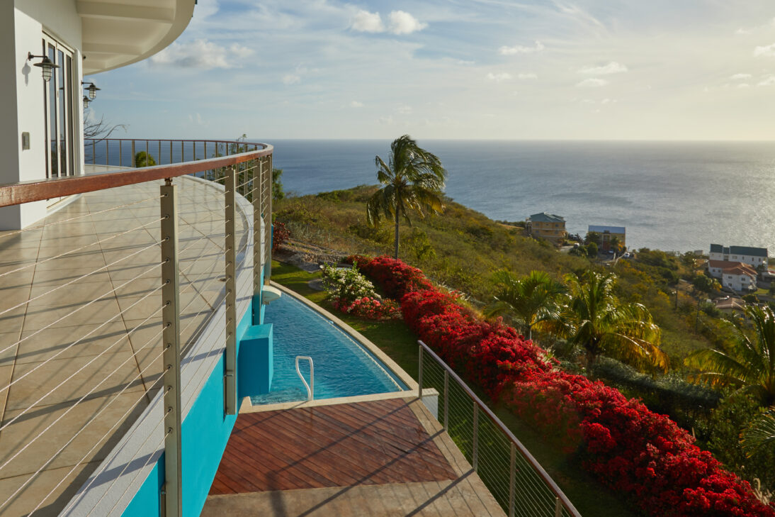 Pros and Cons of Cable Railing | What You Need to Know | Viewrail