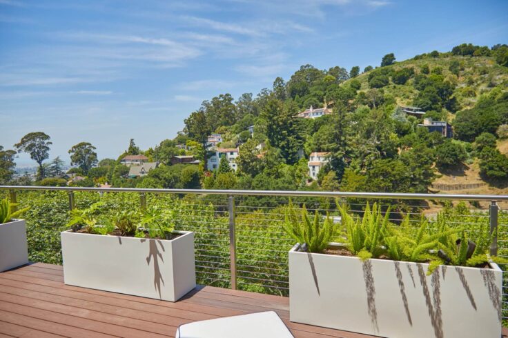 5 Gorgeous Cable Patio Railing Ideas You'll Love - Viewrail