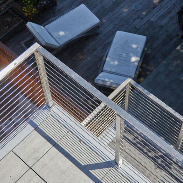 Endurance Rod Infill for a Contemporary Home - Viewrail