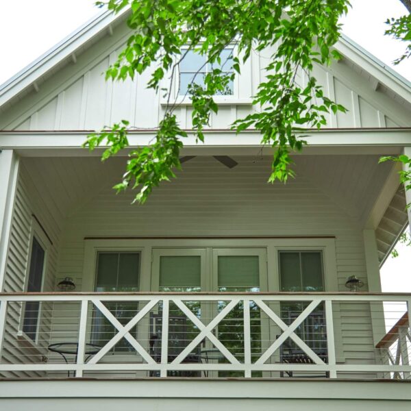 Cable Railing for a Southern Home - Viewrail