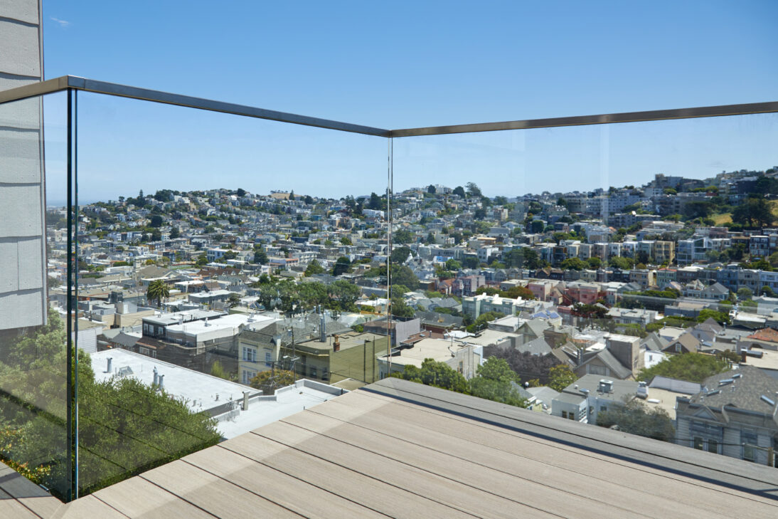 Glass Panels | Low-Iron Tempered Glass Panels | Viewrail