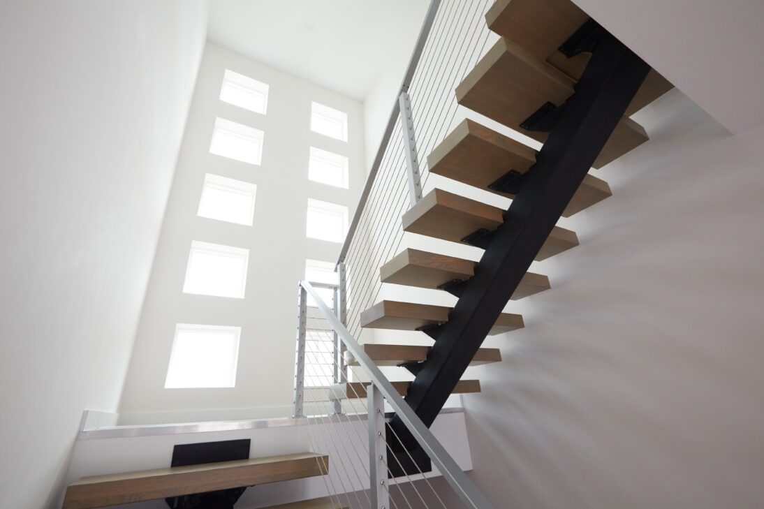 About Floating Stairs: Structural Details, How They Work
