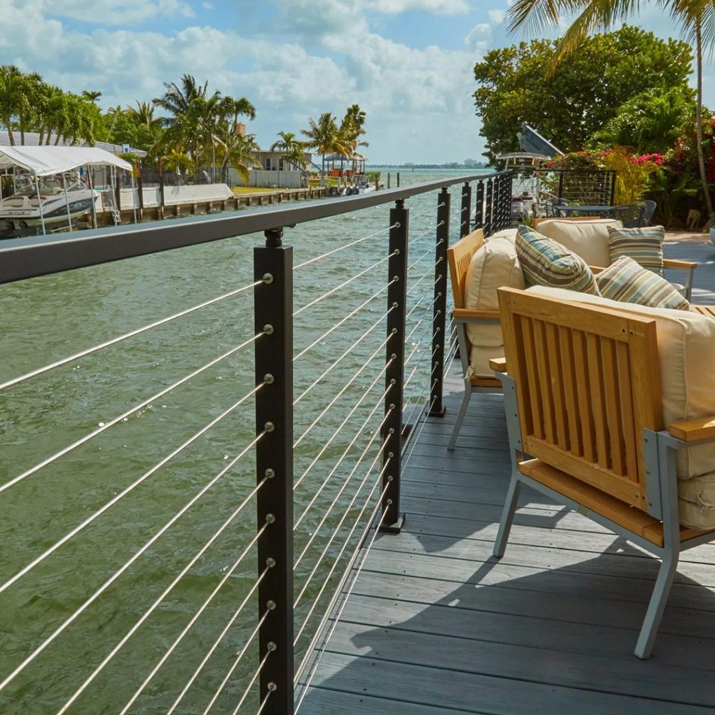 5 Gorgeous Cable Patio Railing Ideas You'll Love - Viewrail