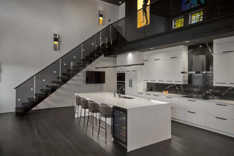 17+ Interior Balcony, Loft, and Indoor Railing Ideas | Viewrail