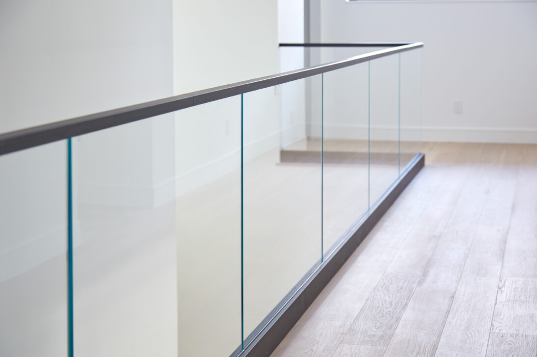 17+ Interior Balcony, Loft, and Indoor Railing Ideas | Viewrail