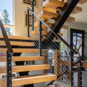 FLIGHT Mono in a Mountaintop Home - Viewrail