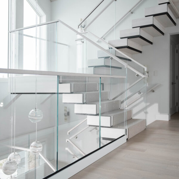 Ultra Modern FLIGHT Stack System with Glass Railing - Viewrail