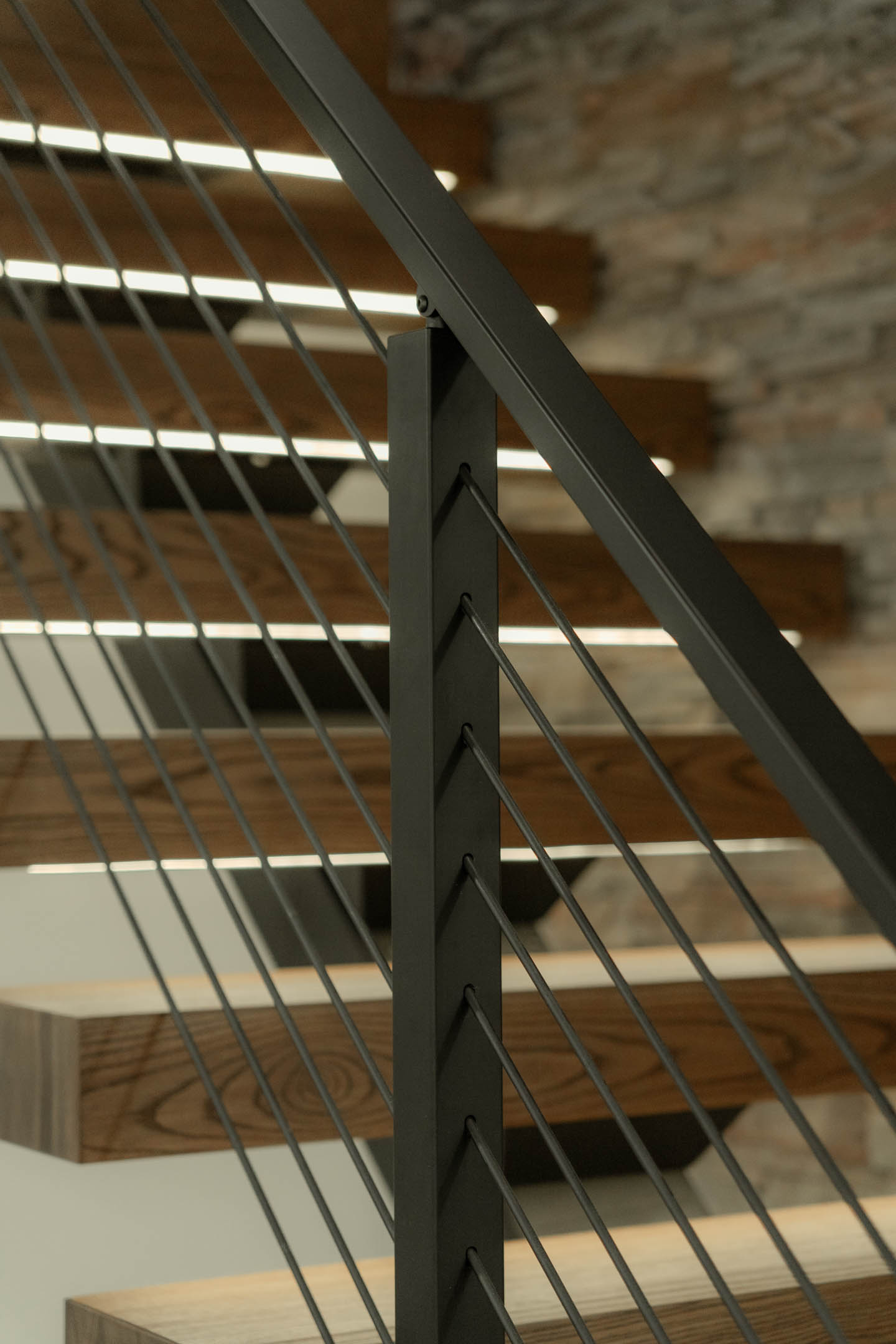 Before/After FLIGHT Mono system with Rod Railing - Viewrail