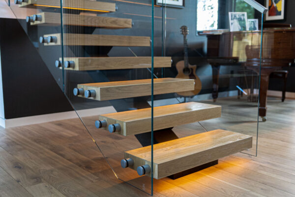 Standoff Pin System | Glass Standoff Brackets & Hardware | Viewrail