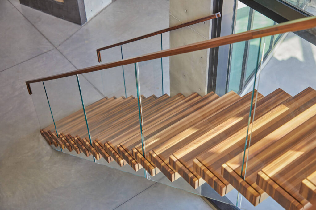 Modern Steel Staircases | Floating, Cantilevered, & Spiral | Viewrail