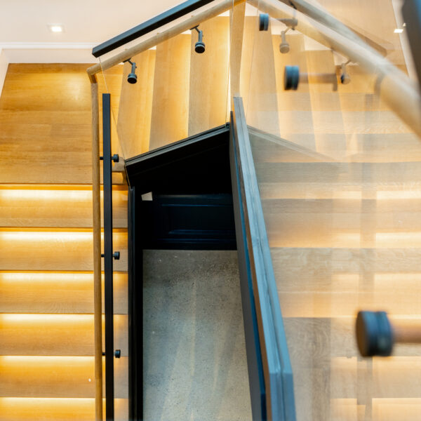 Sleek Commercial Glass Railing with Continuous Handrail | Viewrail