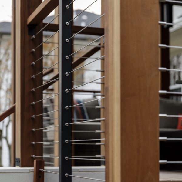Cozy Front Porch with DriveTite Cable Railing | Viewrail