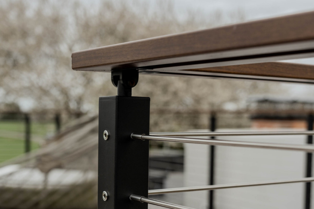 FLIGHT x Endurance: The Ultimate Exterior Floating Stair System | Viewrail