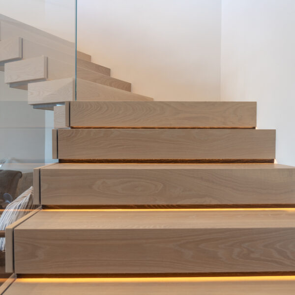 FLIGHT Stack in a Soft, Bright Utah Home | Viewrail