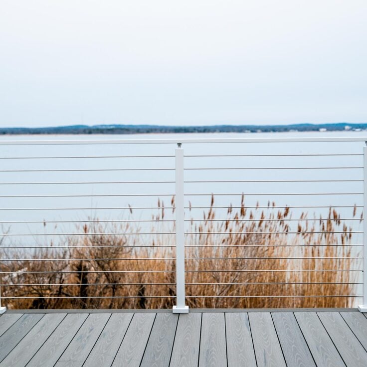 Apollo White Rod Railing for West Hampton Dune Living | Viewrail